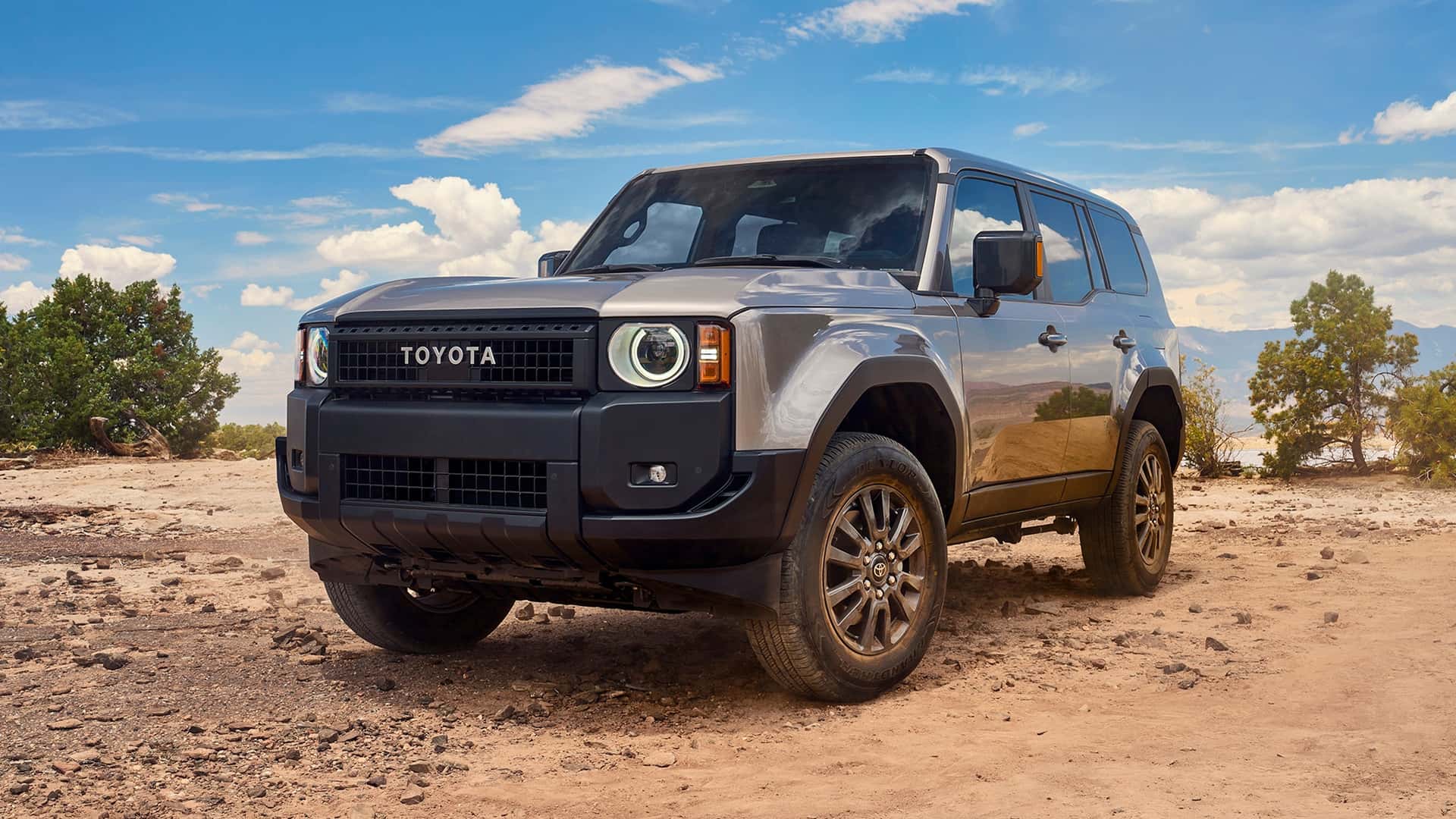 TOYOTA Land Cruiser will also spoil EUROPEAN people with its RETRO ...